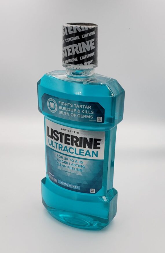 Listerine Ultra Clean Antiseptic mouthwash Cool mint (1 litre) • Store ...